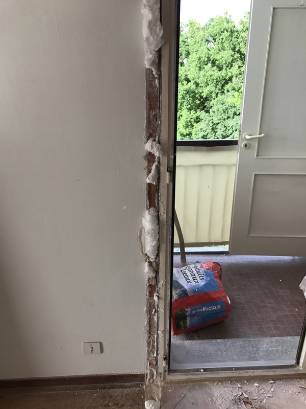 Rebouchage mur', Saint-julien-en-genevois, Pose d'enduit / Reboucher un ...